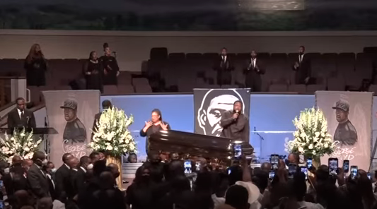 Rinden último adiós a George Floyd en Houston