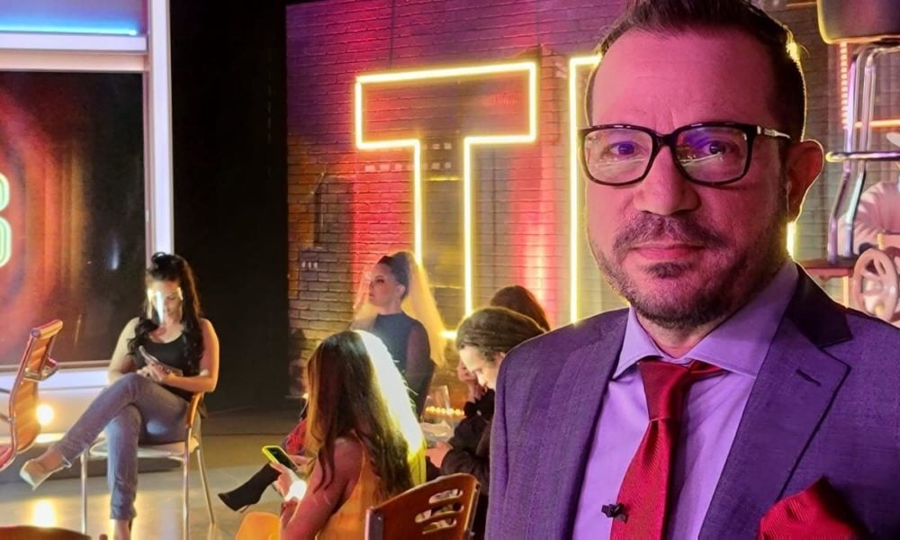 Sánchez Grass y la galería donde el televidente es una obra de arte