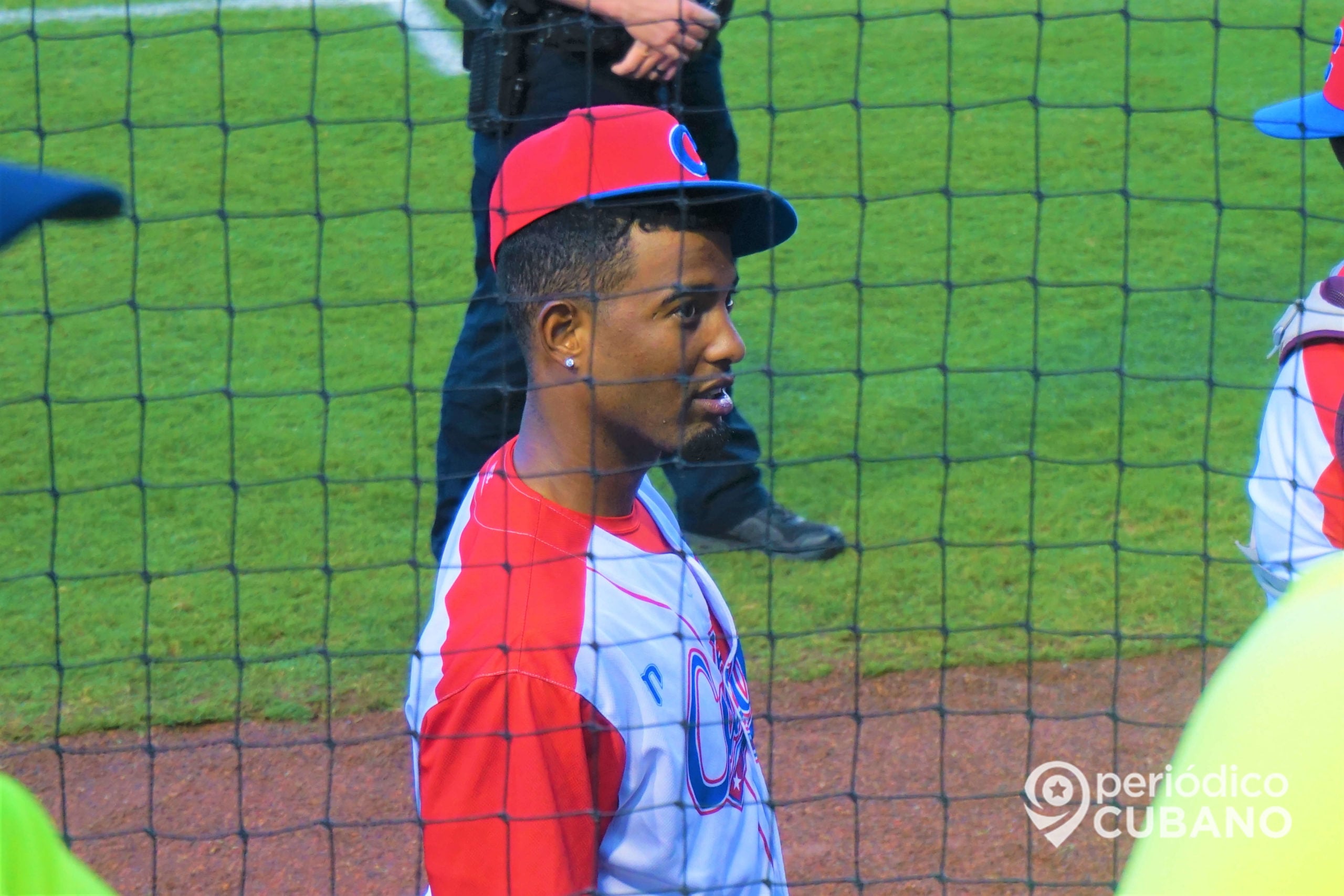 Andy Rodríguez: Cuarto cubano en abandonar la delegación de béisbol en ...