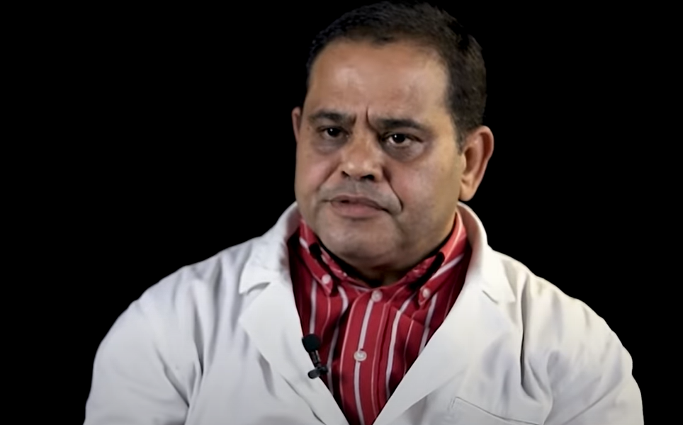 Oficialismo celebra las dos caras del agente Fernando en el día del médico