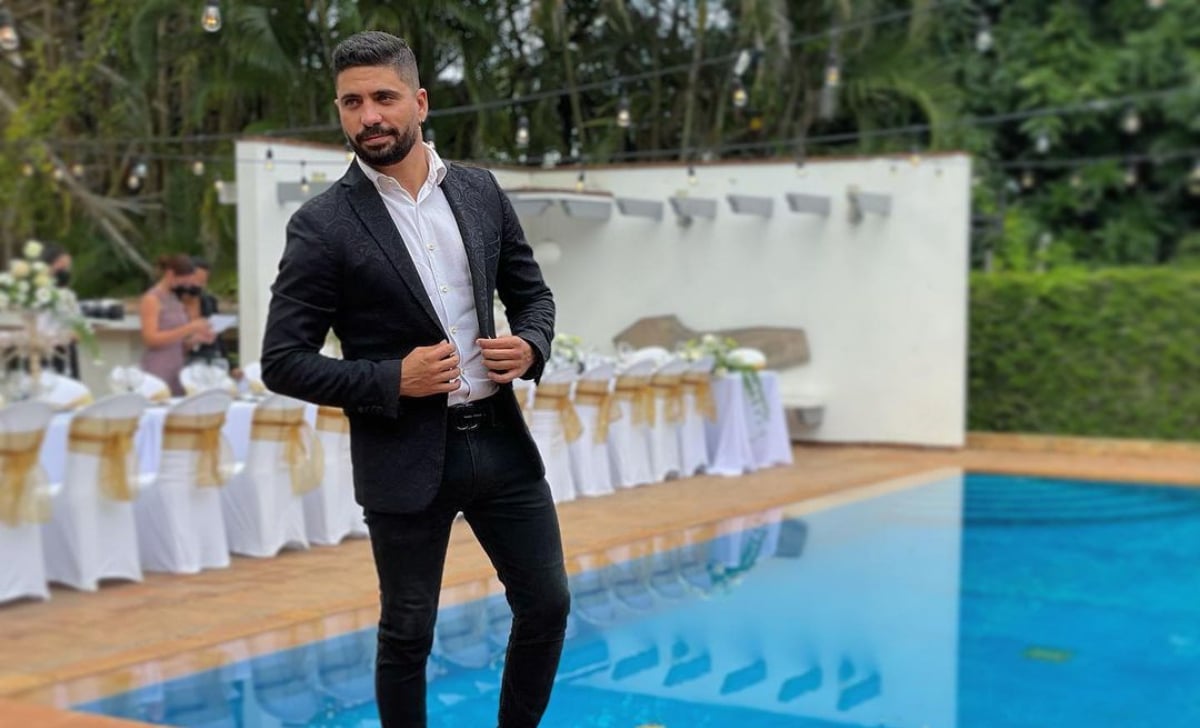 Actor cubano Alejandro Cuervo desempolva recuerdo junto a su padre