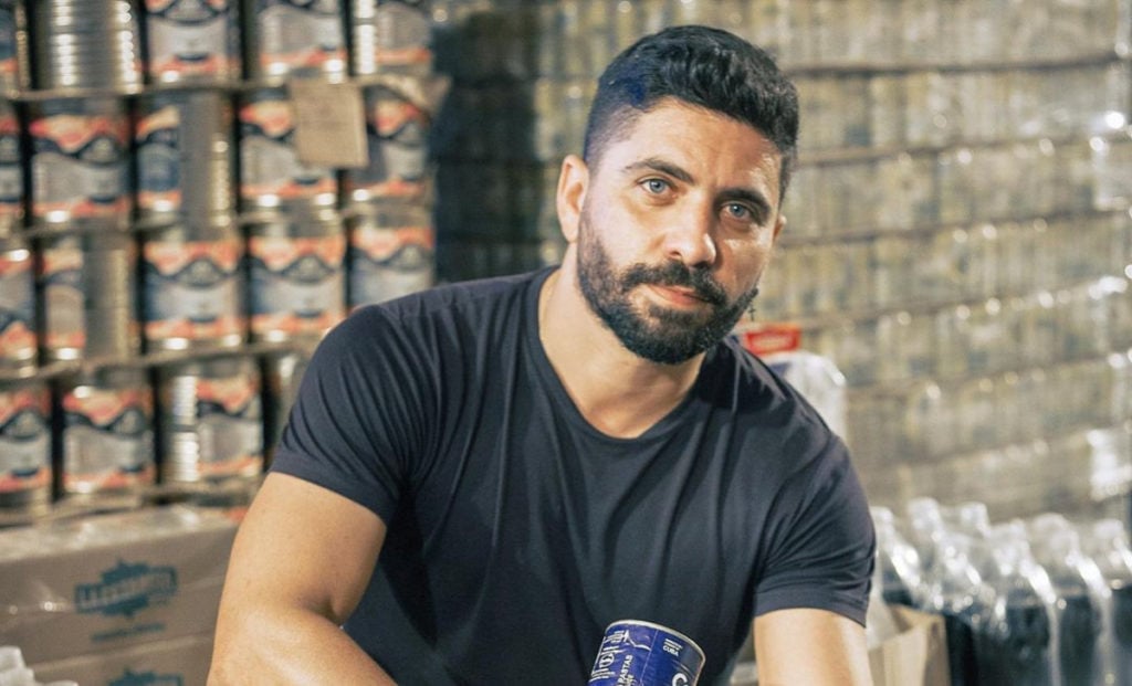 Actor cubano Alejandro Cuervo sorprende con atrevido cambio de look