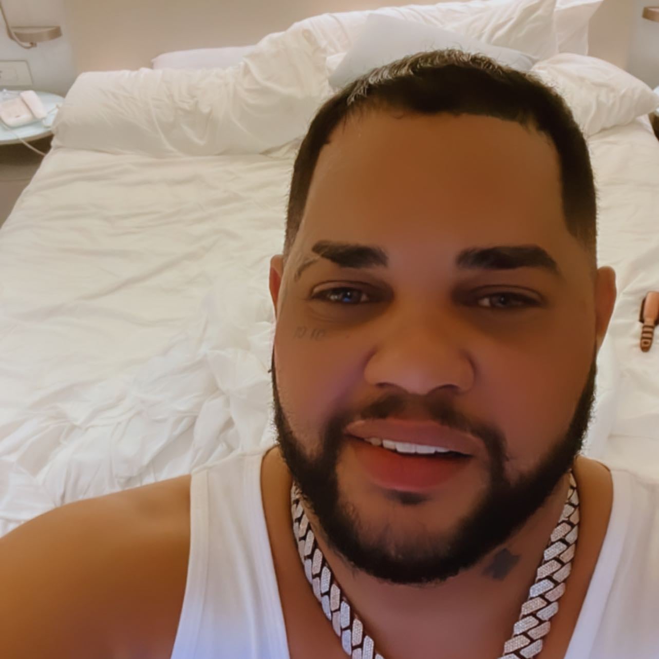 El Taiger celebra sus 700 mil seguidores “orgánicos” en Instagram