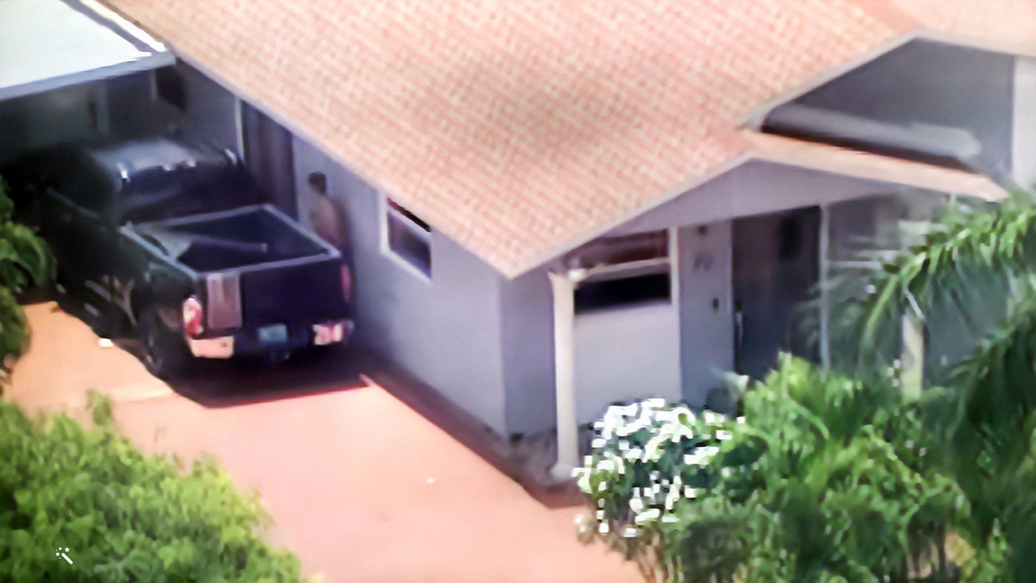 Activan un equipo SWAT ante una persona armada y atrincherada en Hialeah