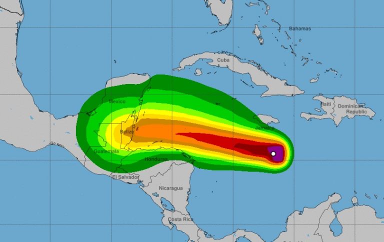 Se forma la tormenta tropical Lisa con amenaza a Centroamérica y sur de México