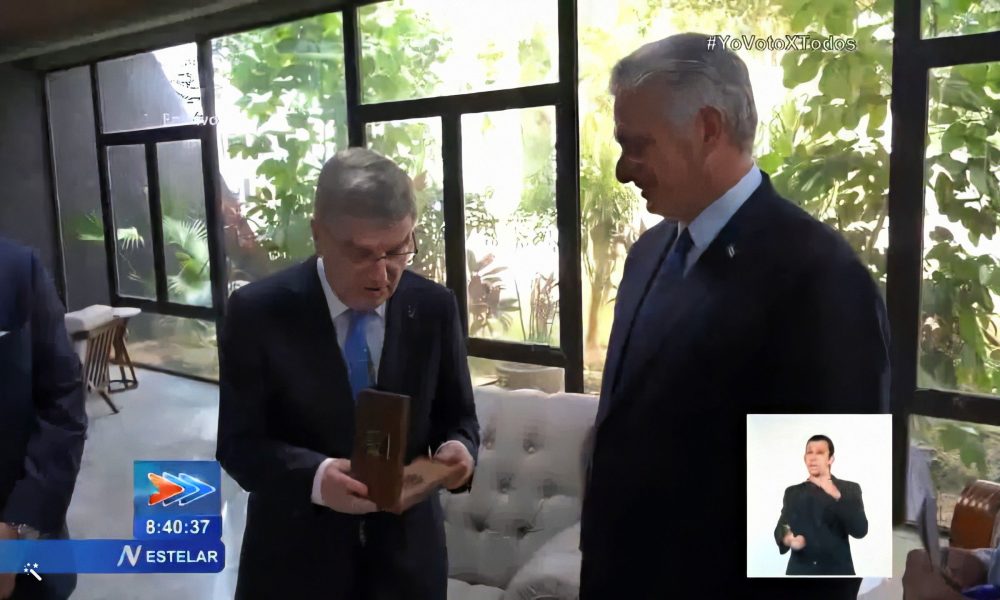 Ex atleta cubana María Caridad Colón, candidata para el Comité Olímpico ...