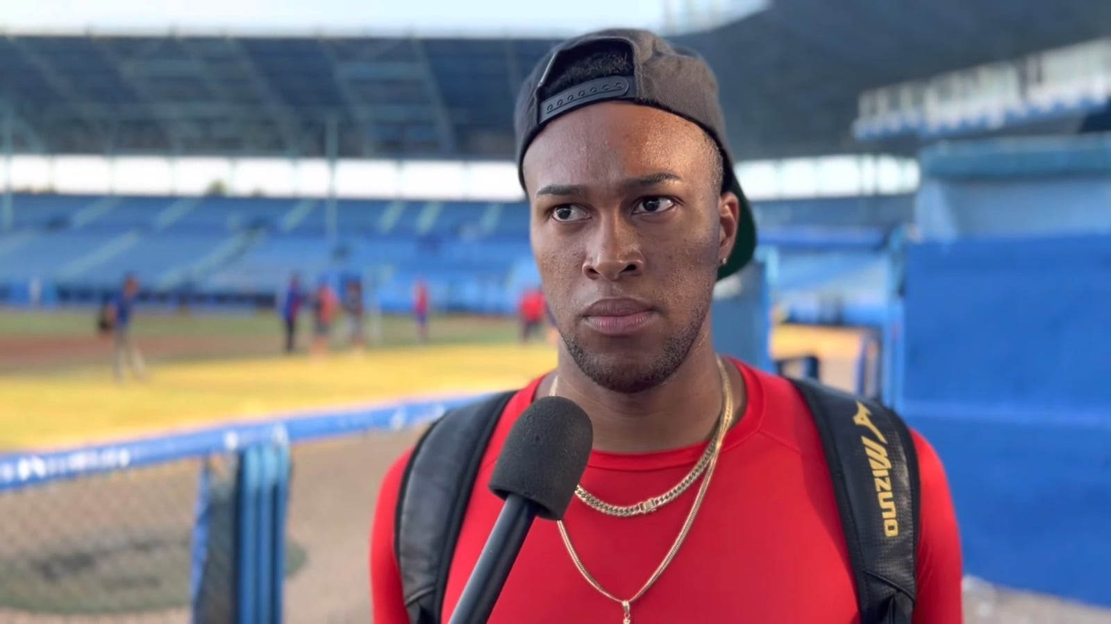 Raidel Martínez llega a 100 juegos salvados en la Liga Japonesa de Béisbol