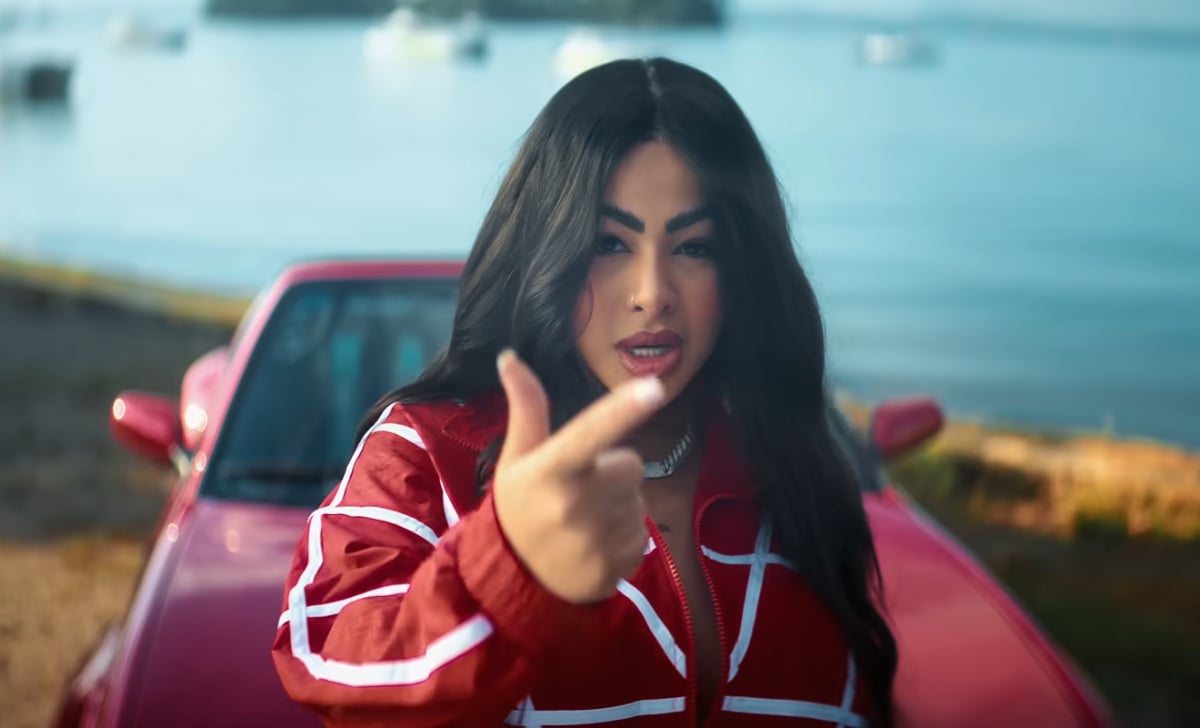 Yailin “la más barrial”: ¡Así come la Chivirika en un restaurante de lujo!