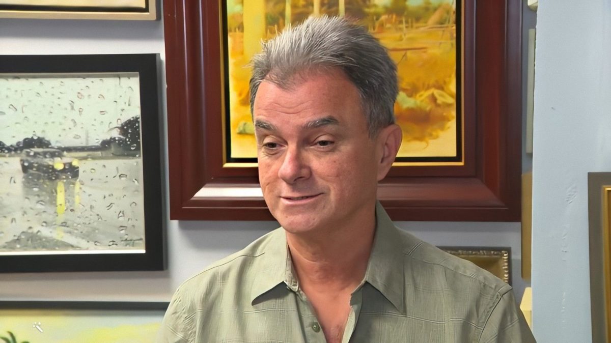 Juez de inmigración paraliza orden de deportación del activista cubano ...