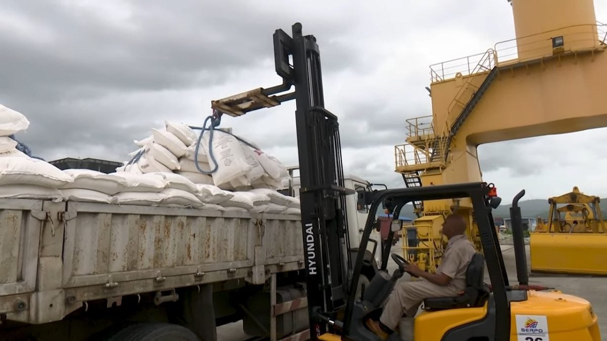 Detienen a trabajadores estatales que empleaban ingenioso método para ...