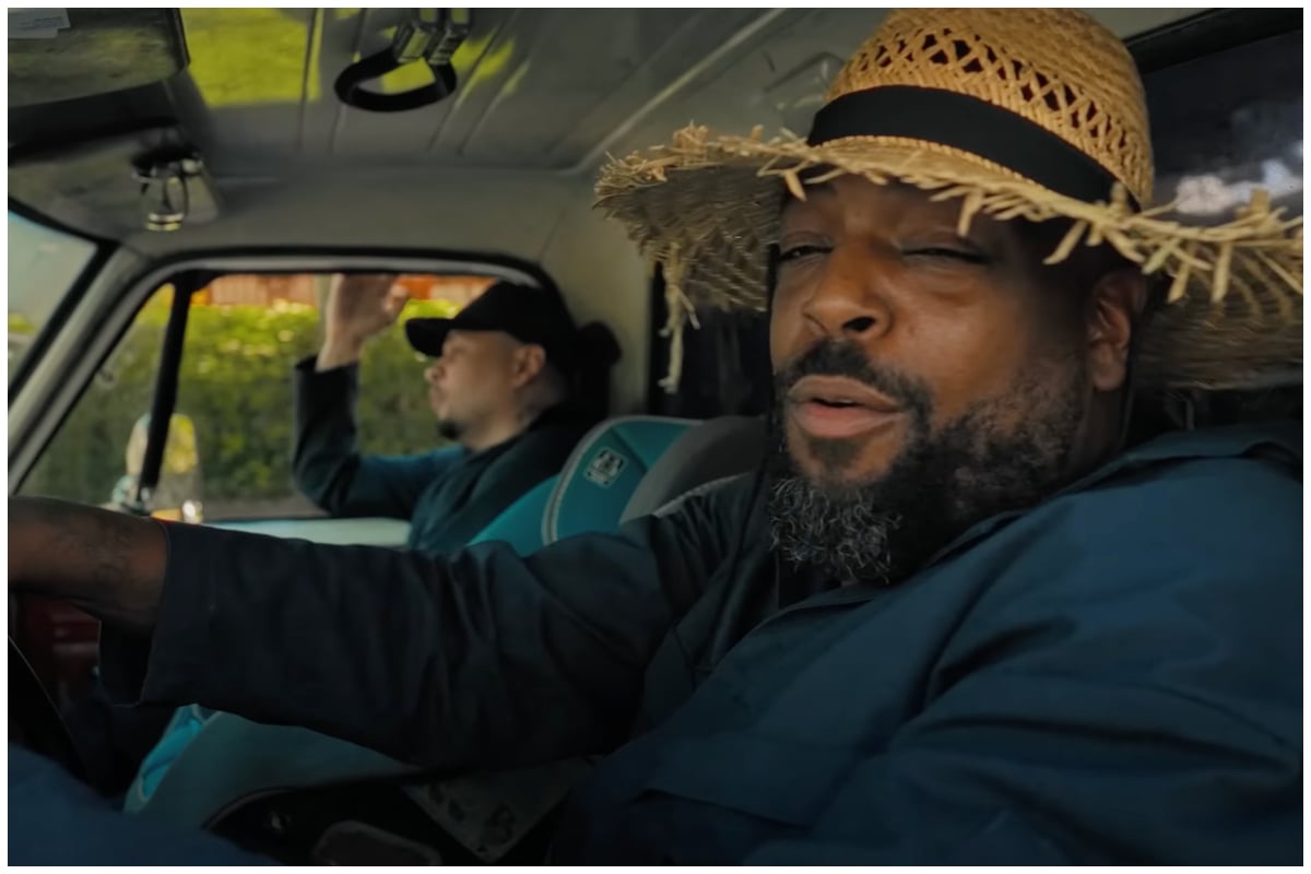 Así suena 'Vueltas que da la vida' de El Micha y Jacob Forever