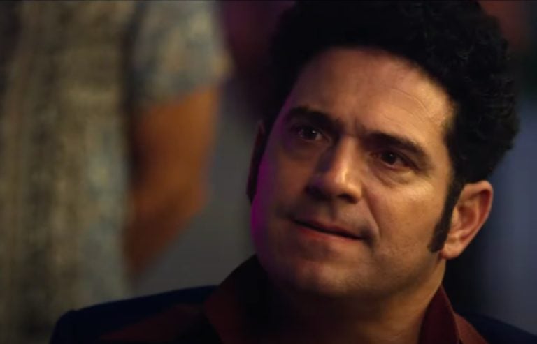 Mijail Mulkay estrena la serie ‘Paraíso Blanco’ junto a su hija Camila