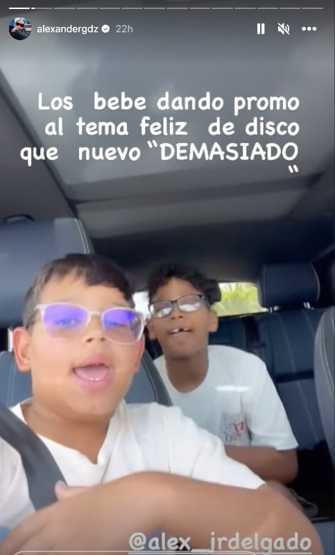 Hijo de Alexander Delgado también promociona el nuevo disco de Gente de ...