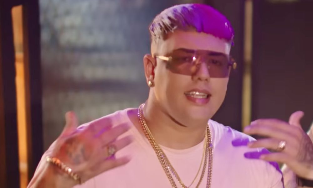 Mawell anuncia remix internacional de 'La Triple M' con presentación en ...