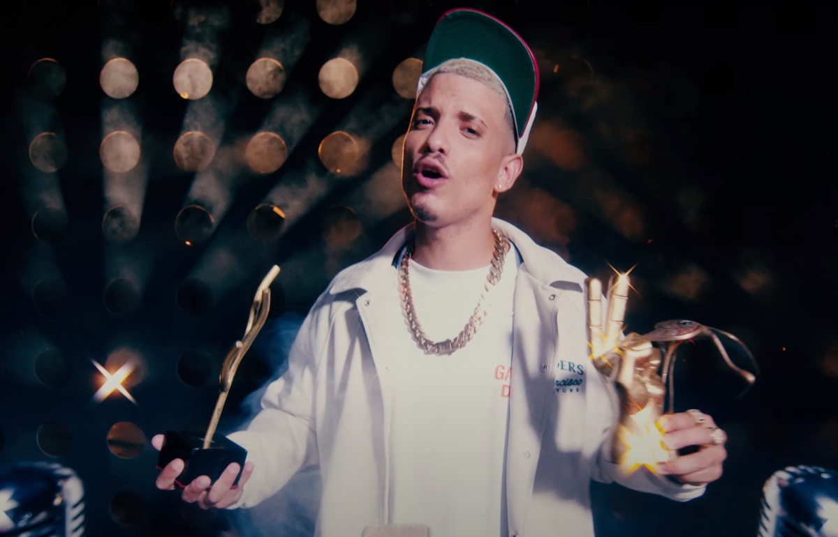 Carta emotiva de Oniel Bebeshito a su madre conmueve en redes sociales