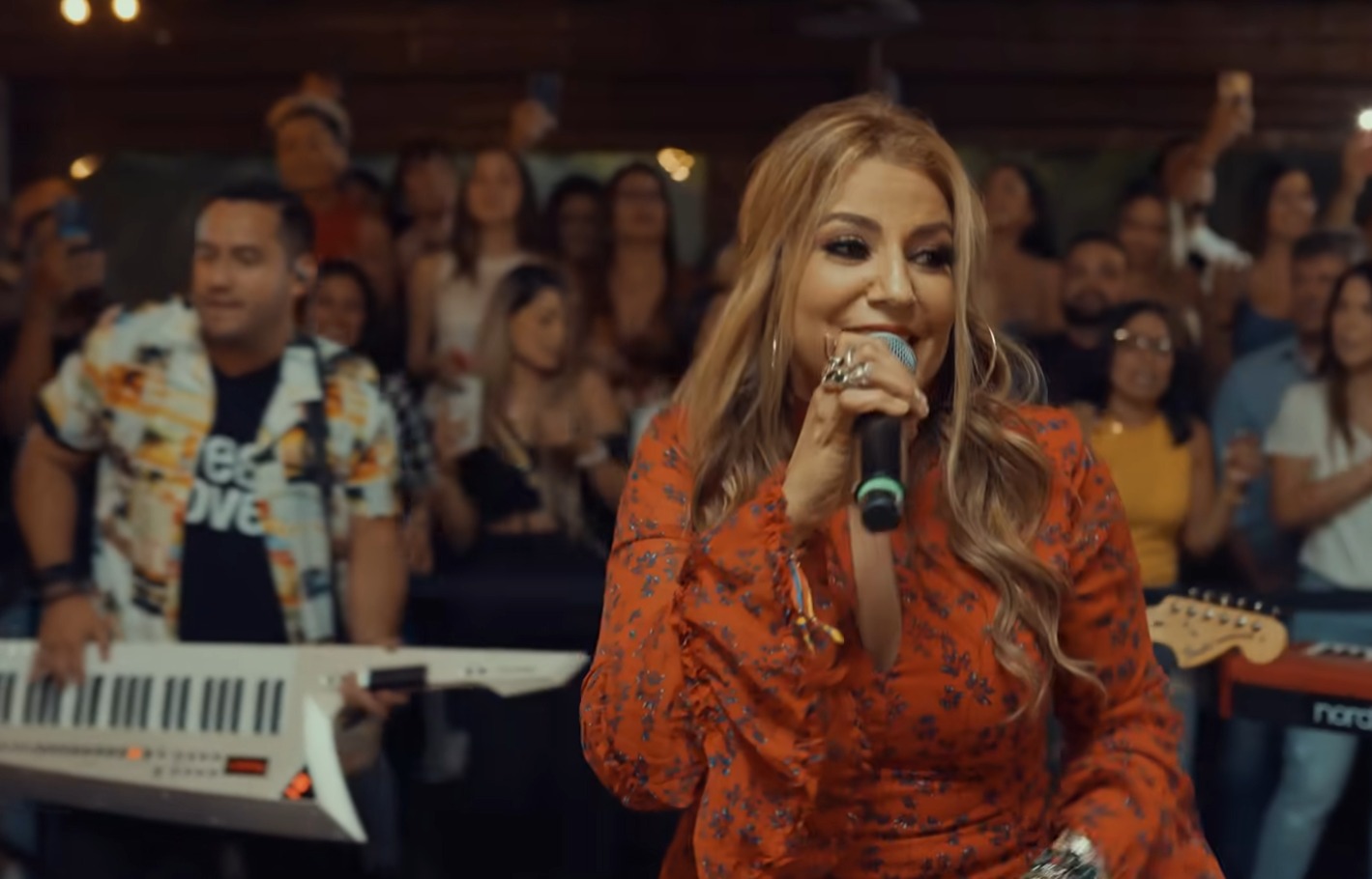 Lena Burke debuta como empresaria de la moda en Art Basel Miami