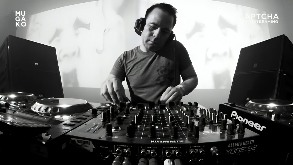 Hallan muertos al DJ de origen cubano Juan Méndez y dos personas más en Los Ángeles