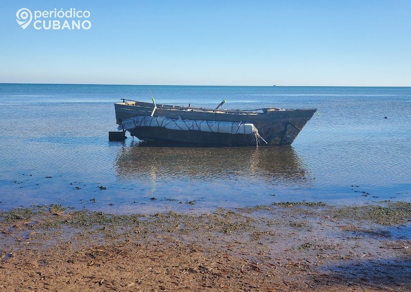 Repatrian a 10 balseros de Granma a través de un vuelo comercial desde ...