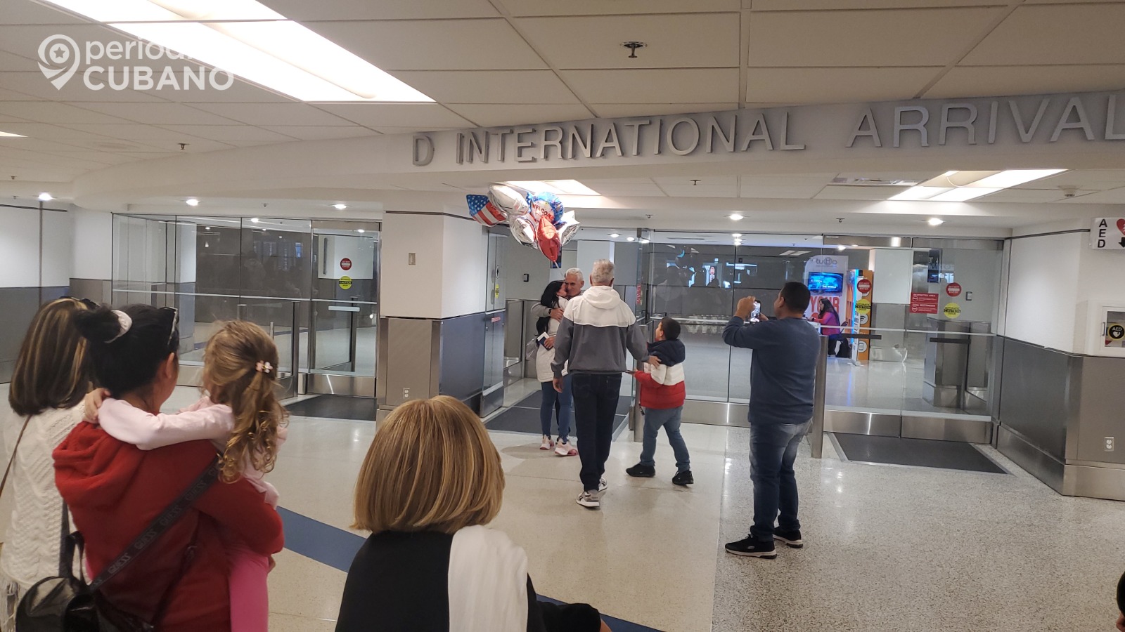 Más de 75.000 cubanos se han beneficiado del parole humanitario a 13 meses de su creación