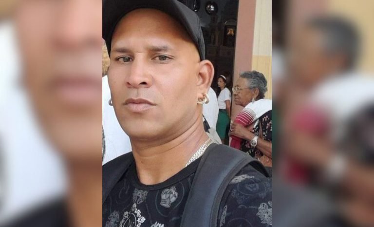 Motorista sufre grave accidente de tránsito en céntrica avenida de ... Motorista sufre grave accidente de tránsito en céntrica avenida de ...
