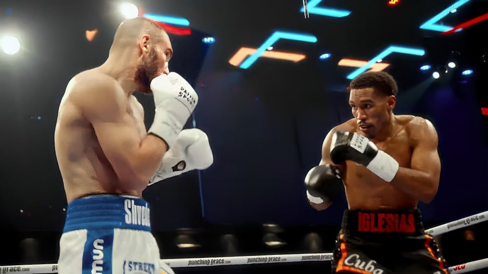 Osleys Iglesias noquea a Evgeny Shvedenko a los 2:48 minutos del primer ...