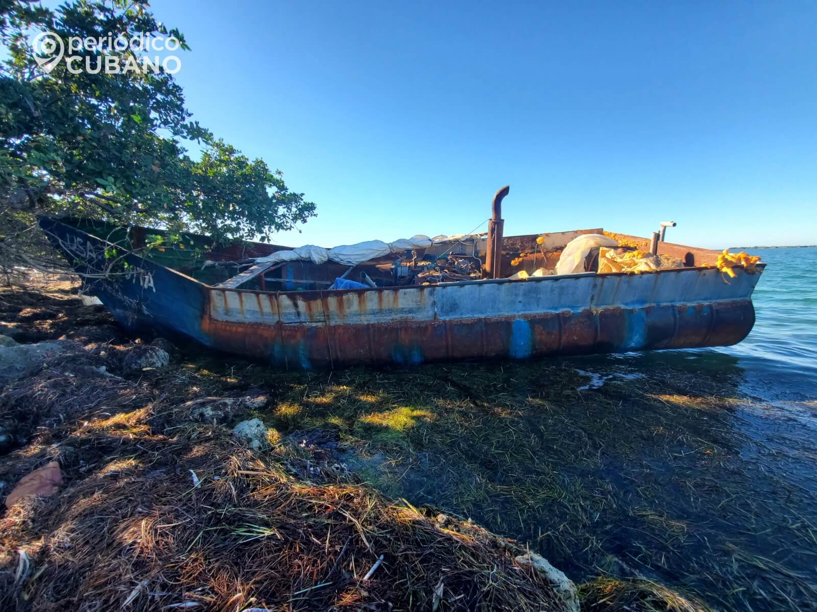 Opositor cubano enfrenta deportación con una I-220B tras llegar en ...