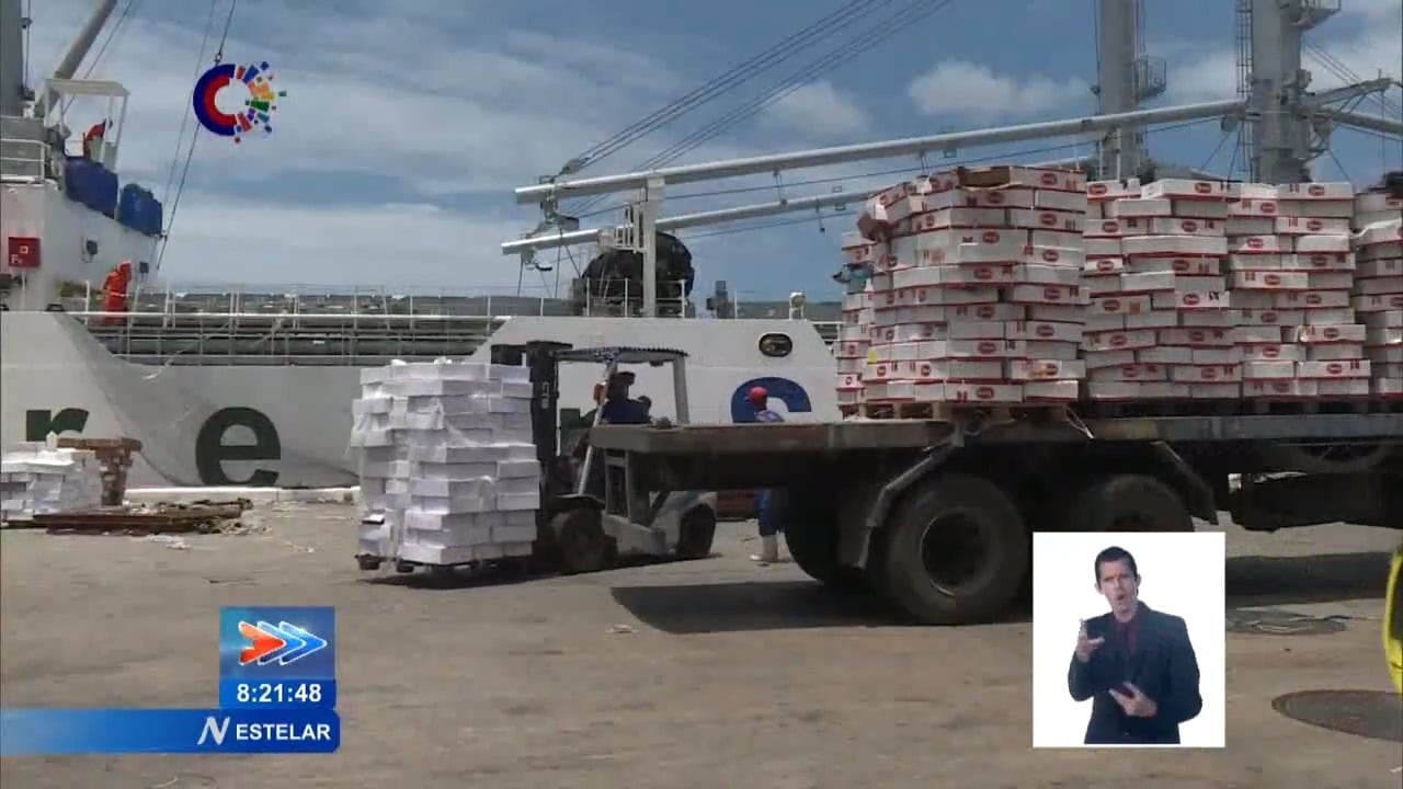 Importaciones de pollo estadounidense a Cuba caen el primer semestre de 2024