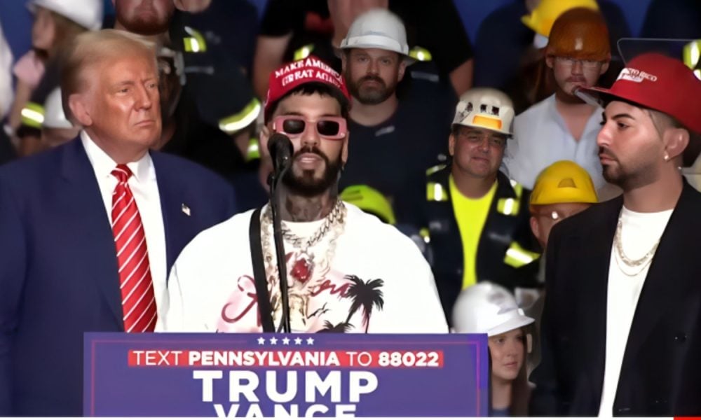 Reguetonero Anuel AA sorprende con su aparición en mitín de Donald Trump