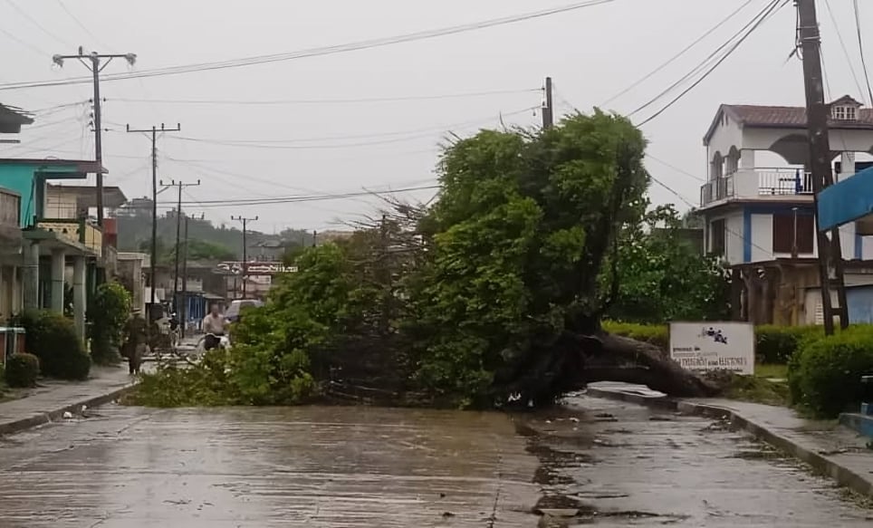 Imágenes muestran la devastación del ciclón Oscar en el oriente cubano