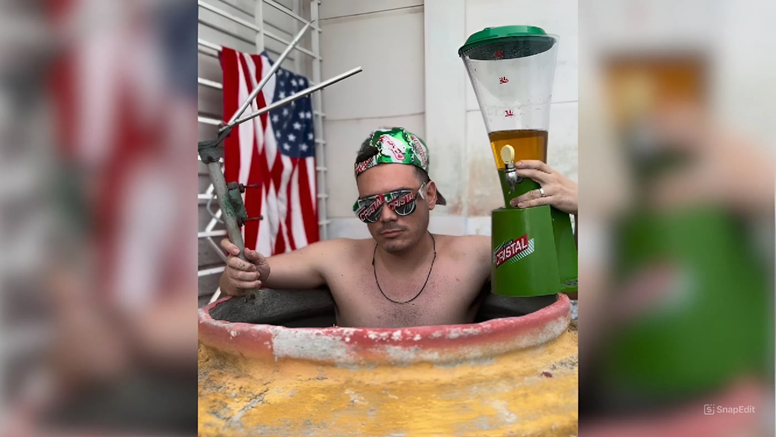 Sandro Castro aparece en una “piscina” burlándose de los apagones y la ...