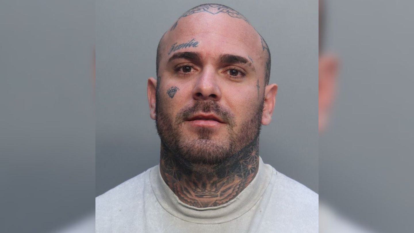 Arrestan a un joven en La Pequeña Habana por amenazar de muerte a su exnovia