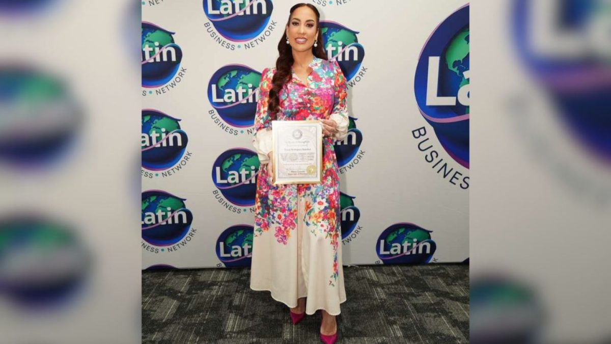 Tenay Rodríguez recibe un reconocimiento por su liderazgo y ...