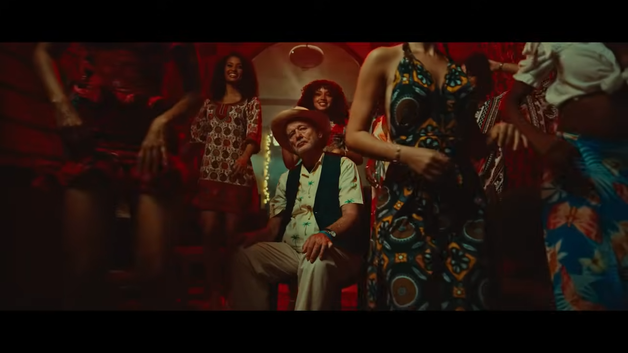 Actor Bill Murray compite en los Premios Lucas con un videoclip cubano