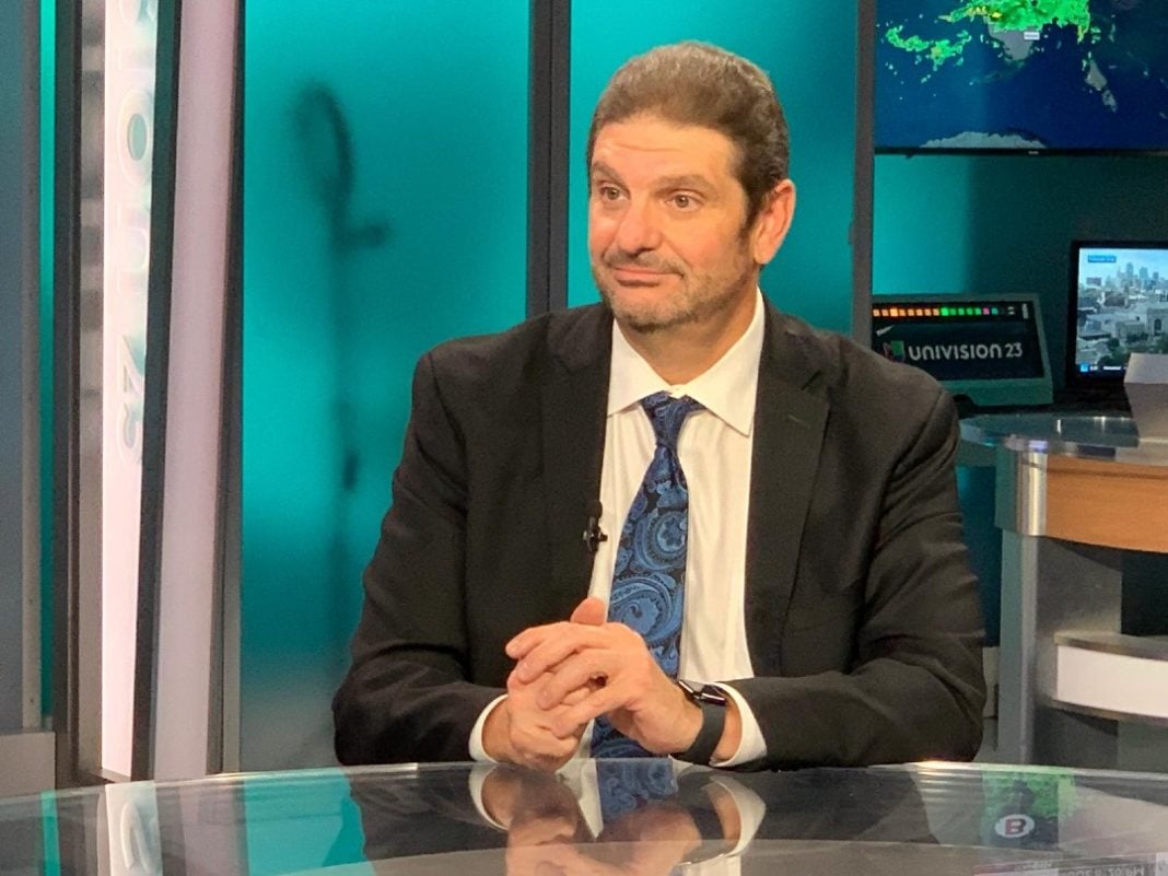 ¿Qué pasa con tu carro, tu billetera o tu celular si ICE te detiene en ...