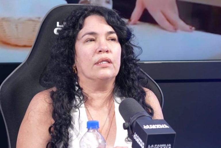 La actriz cubana Yerlín Pérez y el peso del exilio bajo el estatus I-220A en Estados Unidos