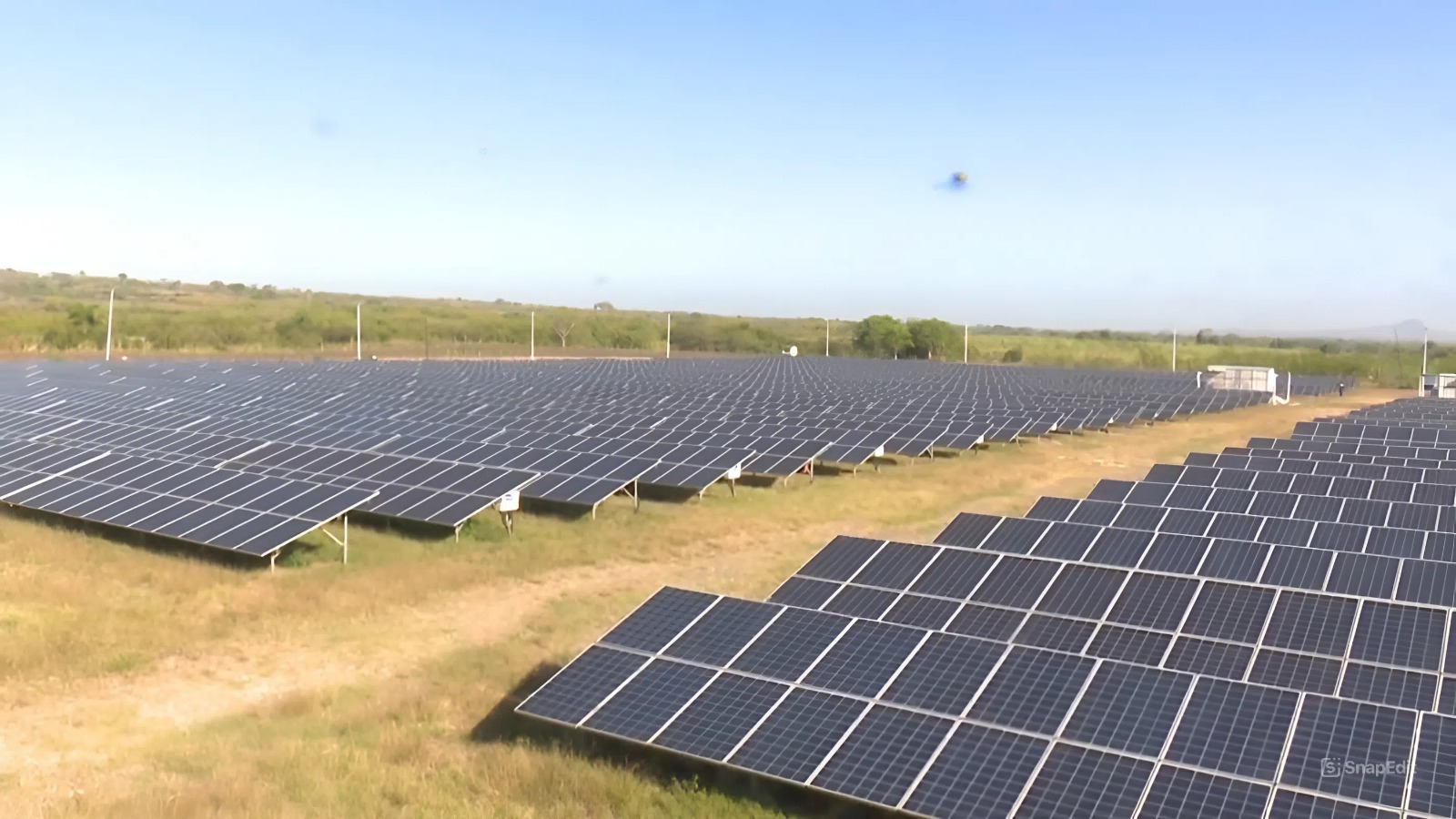 Cuba conecta otro parque solar mientras persisten los apagones y el ...