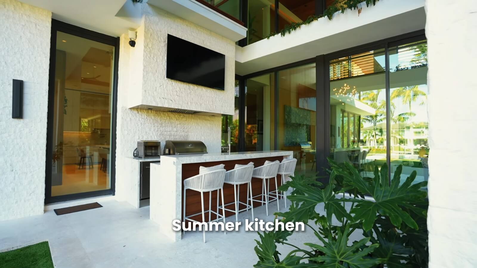 Así es una casa de 50 millones de dólares en Gables Estates, Miami