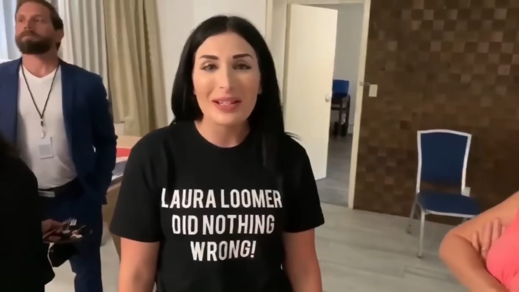 ¿Quién es Laura Loomer y qué sabe de Trump para hablar del futuro de Cuba?