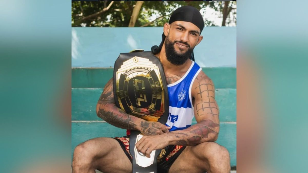 Agentes golpean y arrestan al campeón de MMA Javier “Spiderman” Martín ...