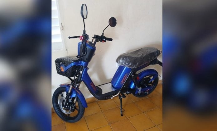 Denuncian robo de bicimoto a mano armada en Las Tunas